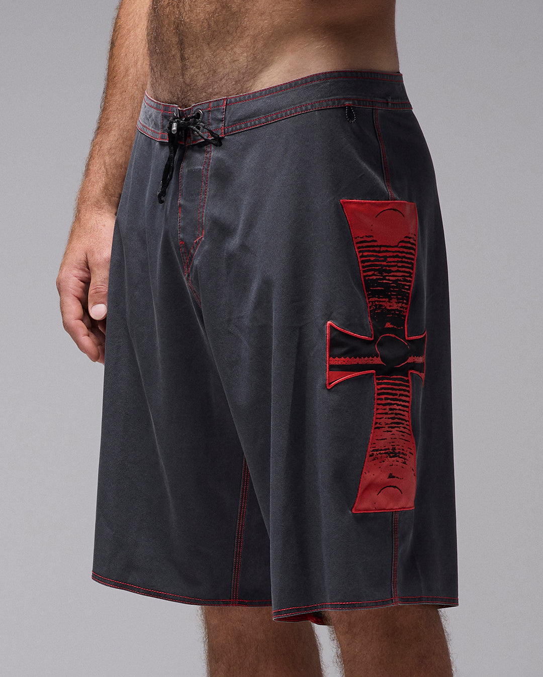 Hoyo CroShort Sleeve Crux 21" Shorts - Black – Wally